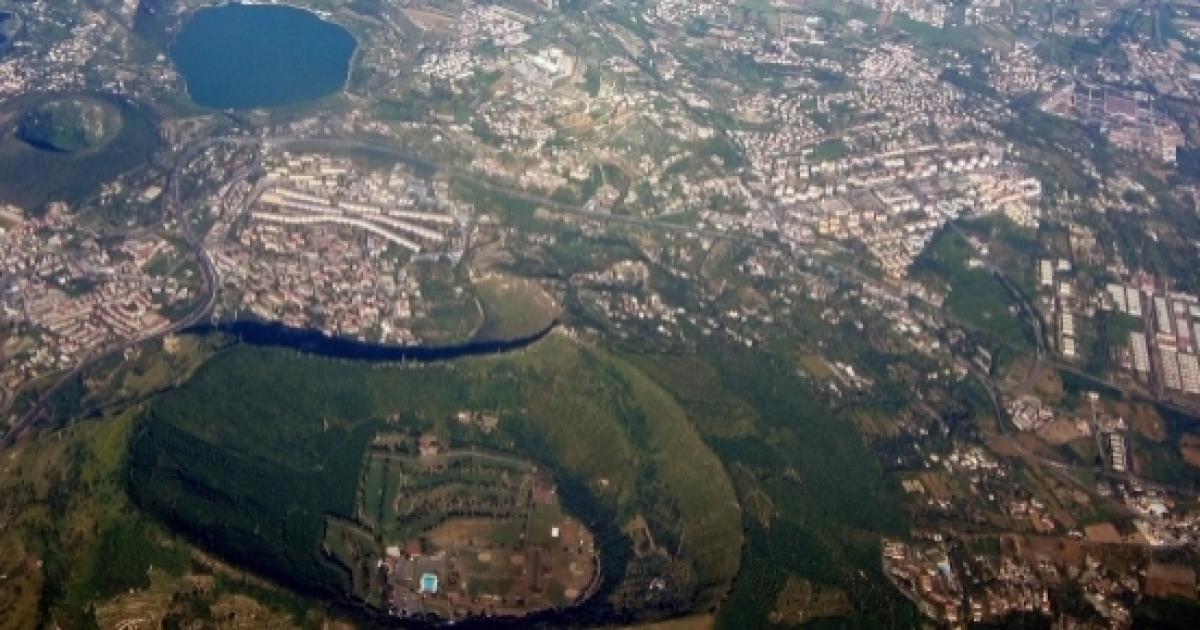 Campi Flegrei, l'Ingv ha scoperto un metodo per prevedere un'eruzione Campi Flegrei, l'Ingv ha scoperto un metodo per prevedere un'eruzione