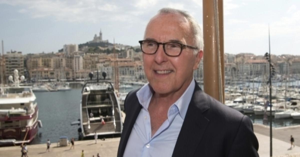 OM : Frank McCourt prêt à dépenser une fortune.