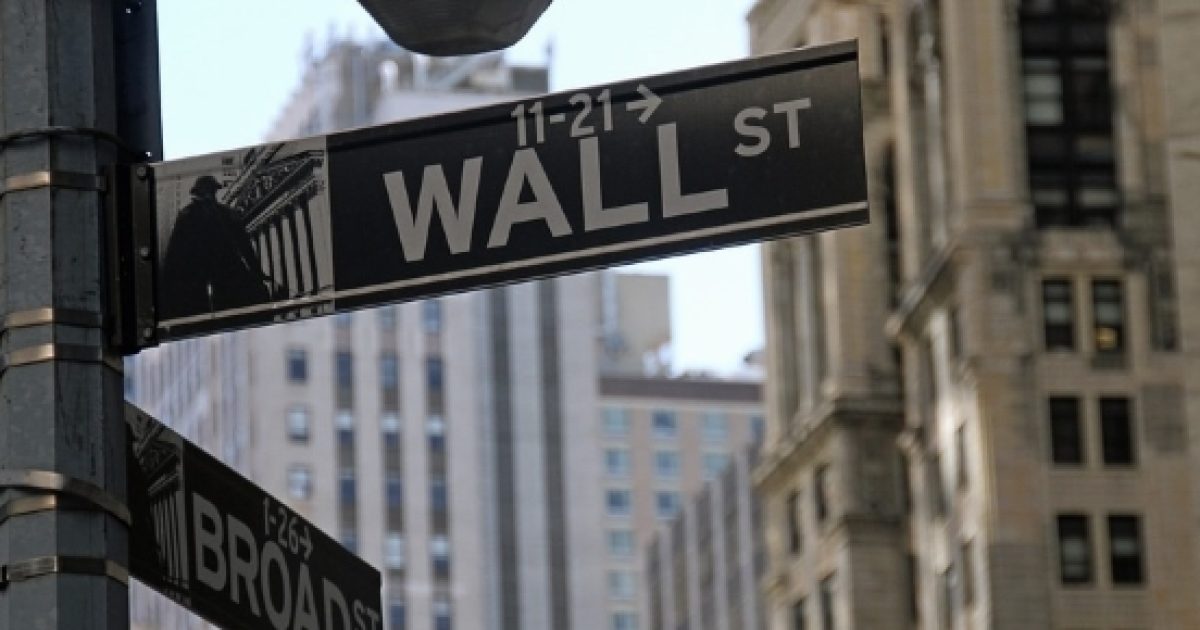 YY stock marked up on Q4 EPS beat