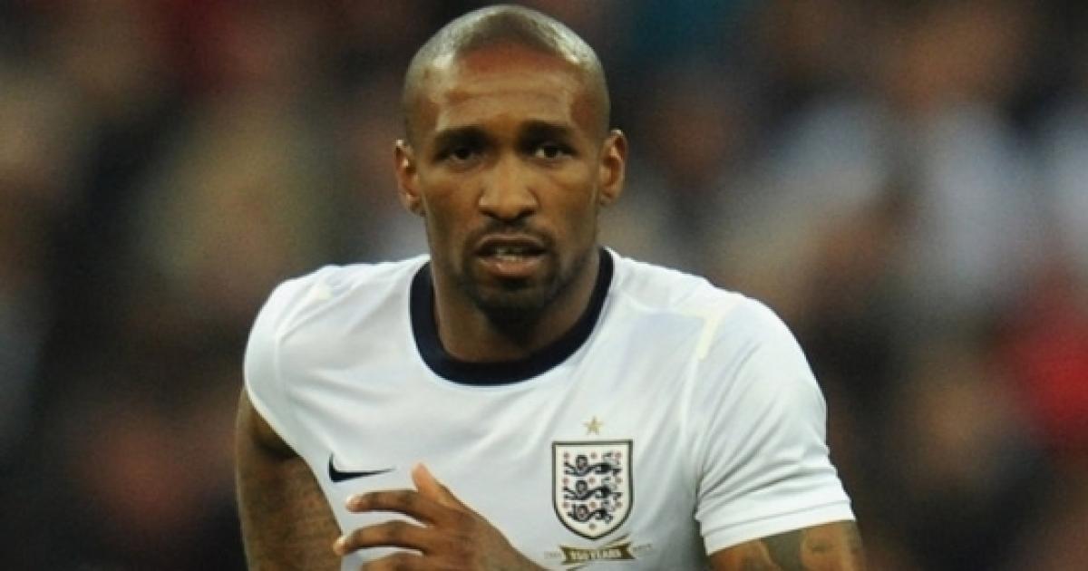Jermain Defoe returns to England squad