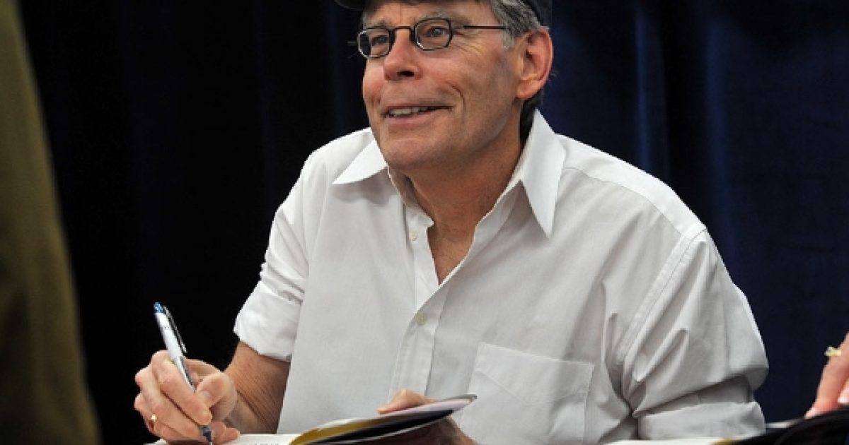 Stephen King takes to Twitter to mock Trump over wiretapping claims