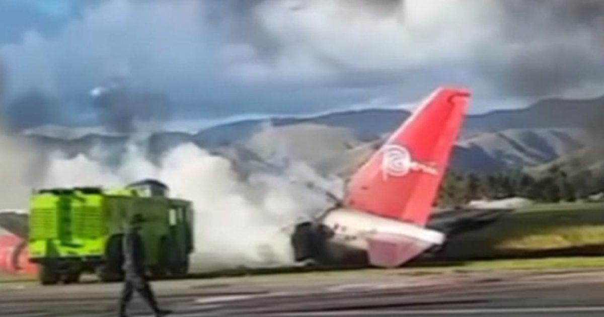All 141 passengers of Peruvian Airlines survive plane fire