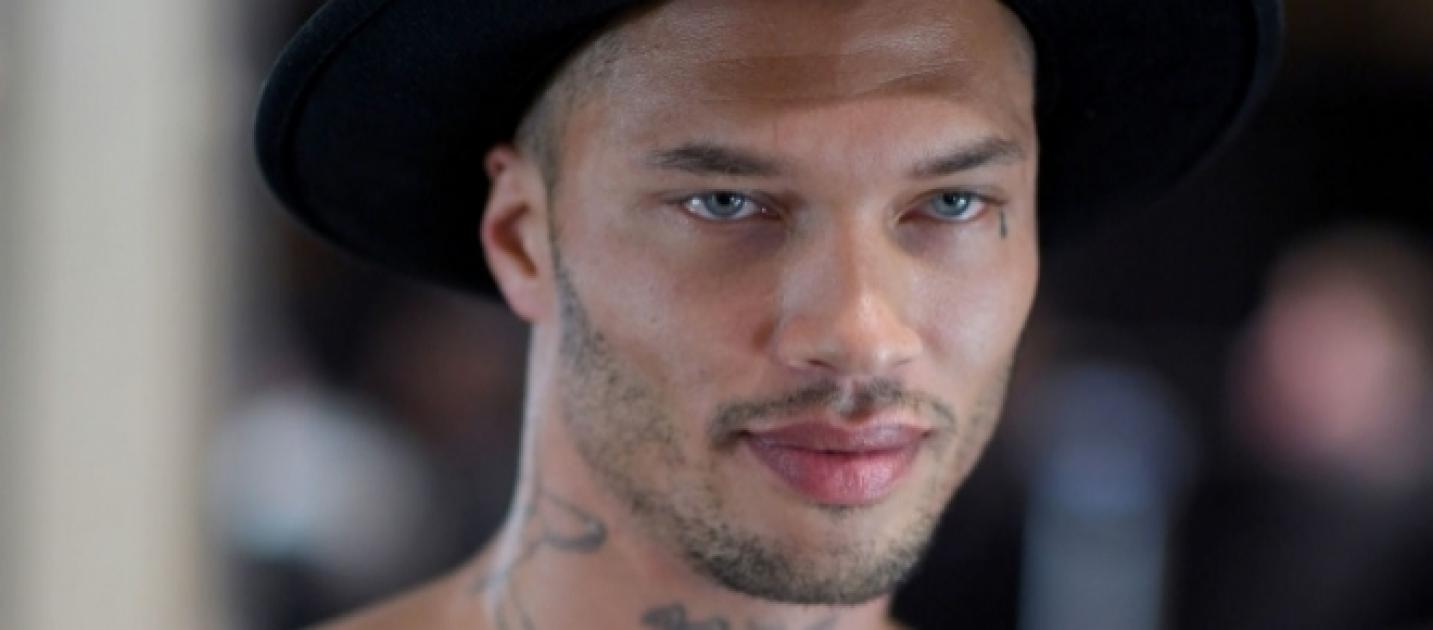 'Hot felon' Jeremy Meeks denied entry to UK for magazine launch party
