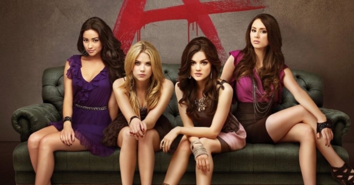 Why you need to read the 'Pretty Little Liars' books right now.