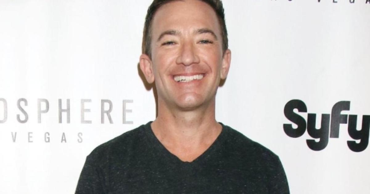 Bud Bundy from 'Married with Children' is now on 'The Young and the ...