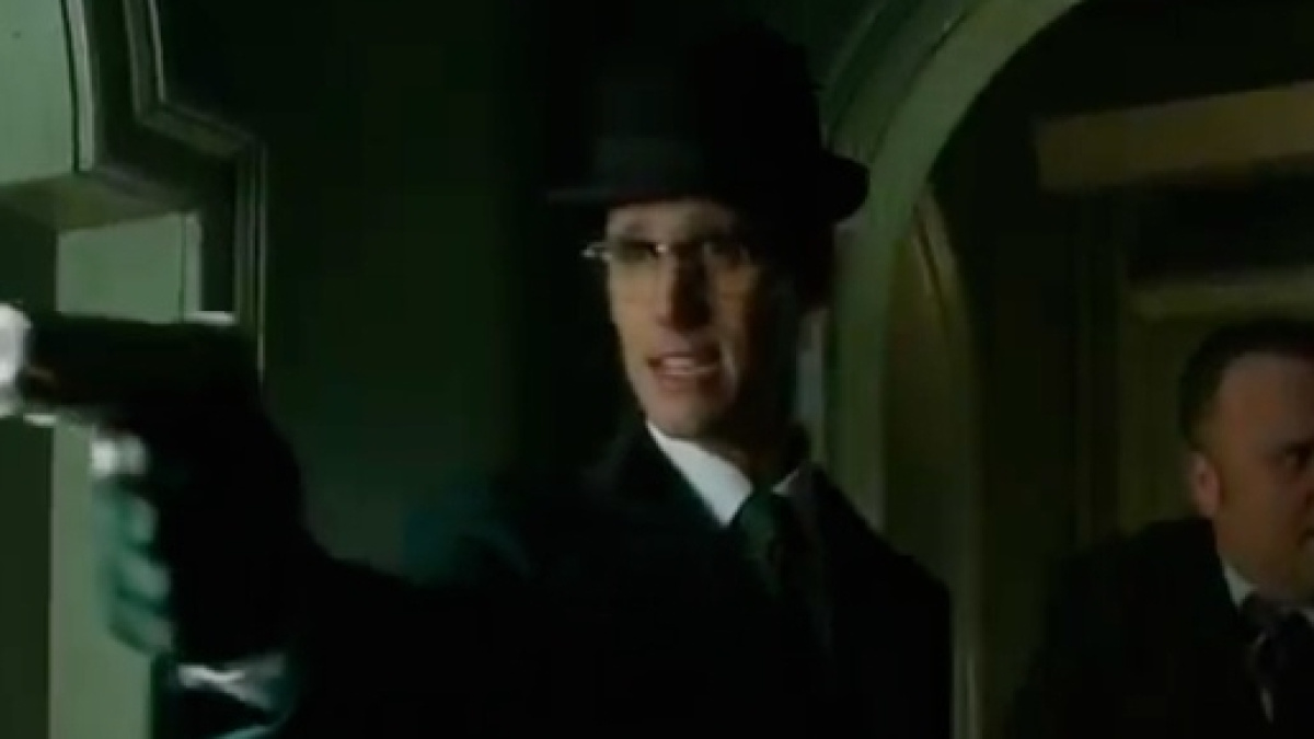 New 'Gotham' sneak peek clip shows a major bomb going off, and more