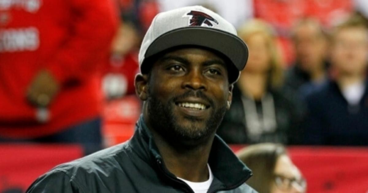 Michael Vick says he wants to retire as a member of Atlanta Falcons