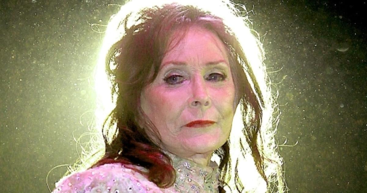Loretta Lynn Suffers Stroke Hospitalized In Nashville