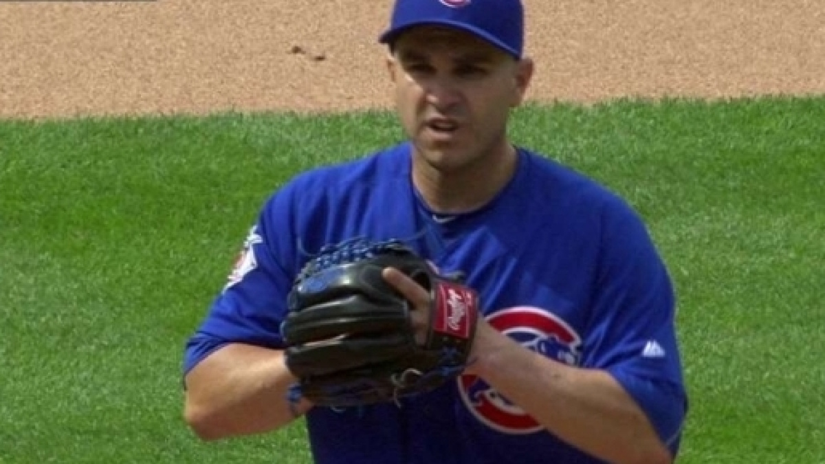 Chicago Cubs backup catcher records more outs than starting pitcher