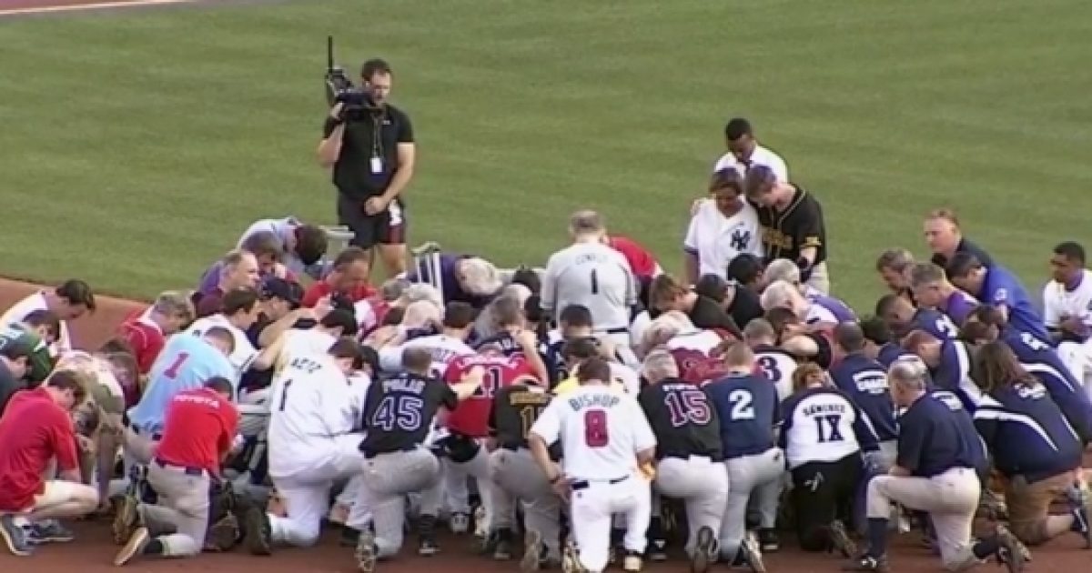 Democrats win Congressional Baseball Game