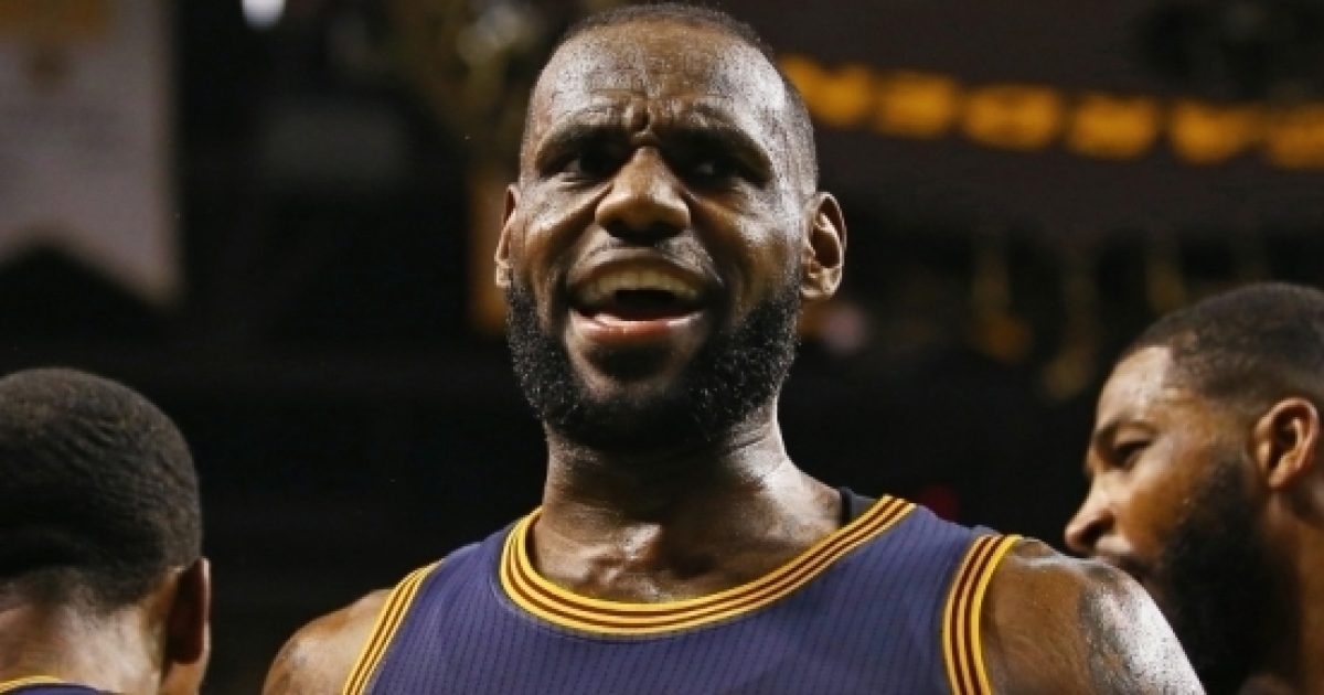 Cleveland Cavaliers lose game one of the 2017 NBA Finals