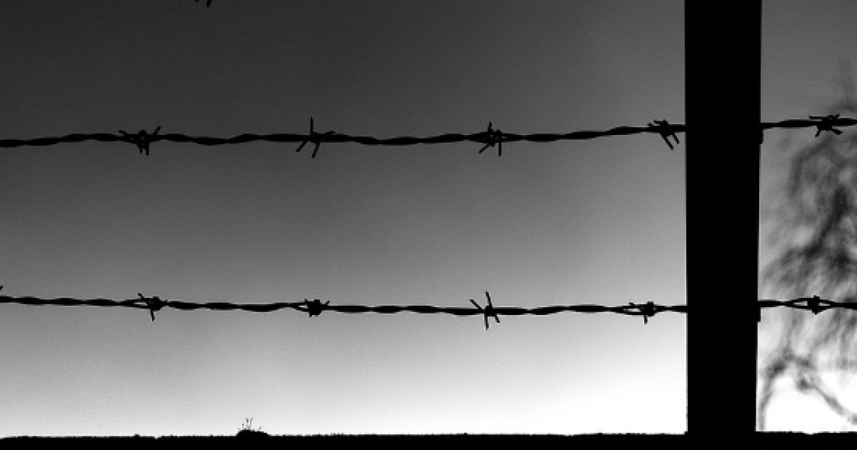 Construction of border wall prototypes will start this summer