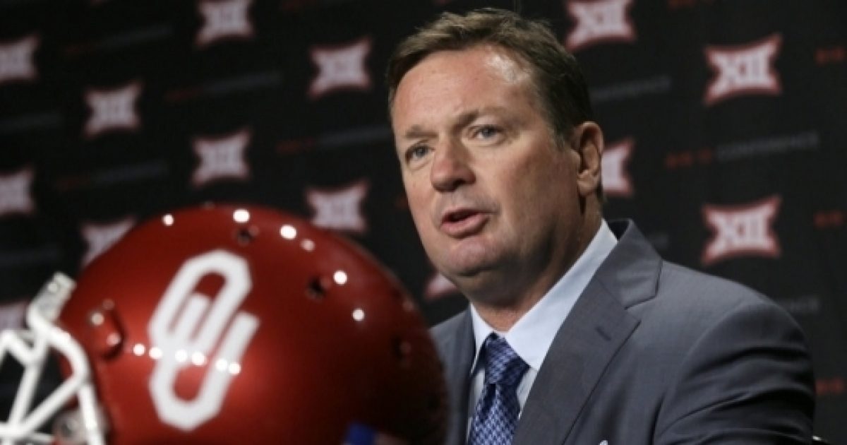Bob Stoops announces he is retiring, effective immediately