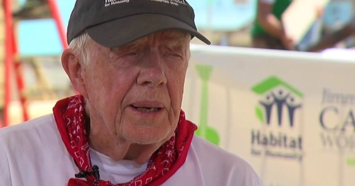 Carter collapses in Winnipeg due to dehydration