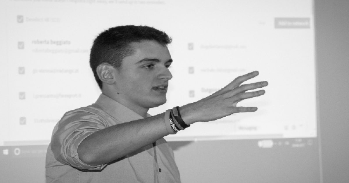 Giovani e social media 'Bisogna combattere il bullismo digitale'