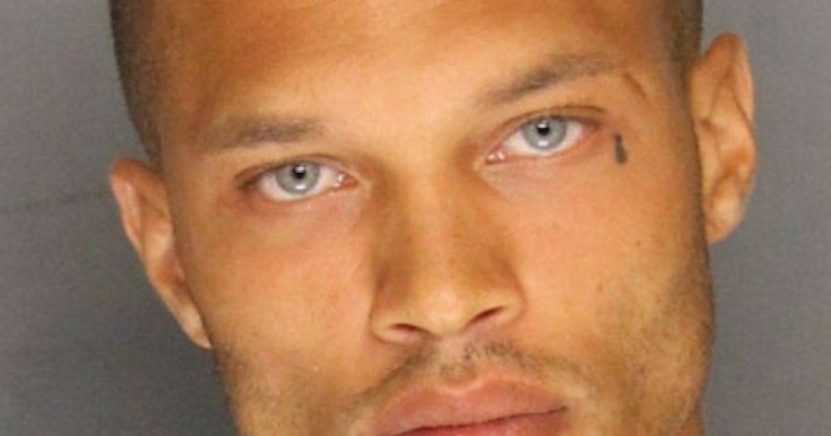 This Hot Felon is really milking it