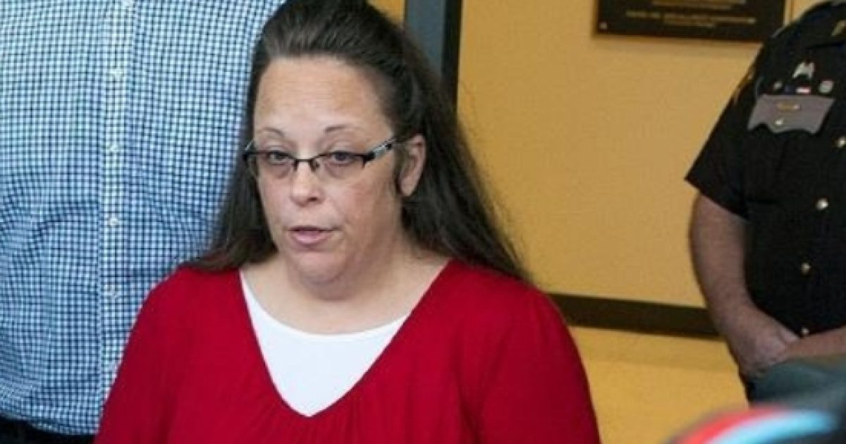 Kim Davis' lawsuit: The state of Kentucky has to pay legal fees