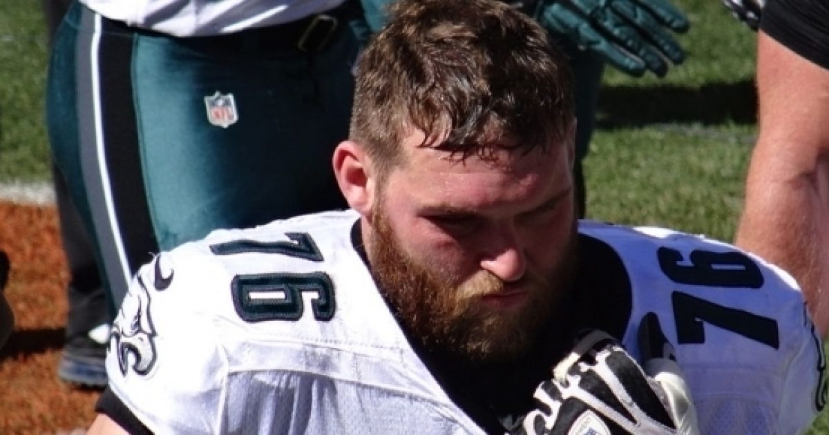 Allen Barbre traded by Philadelphia Eagles