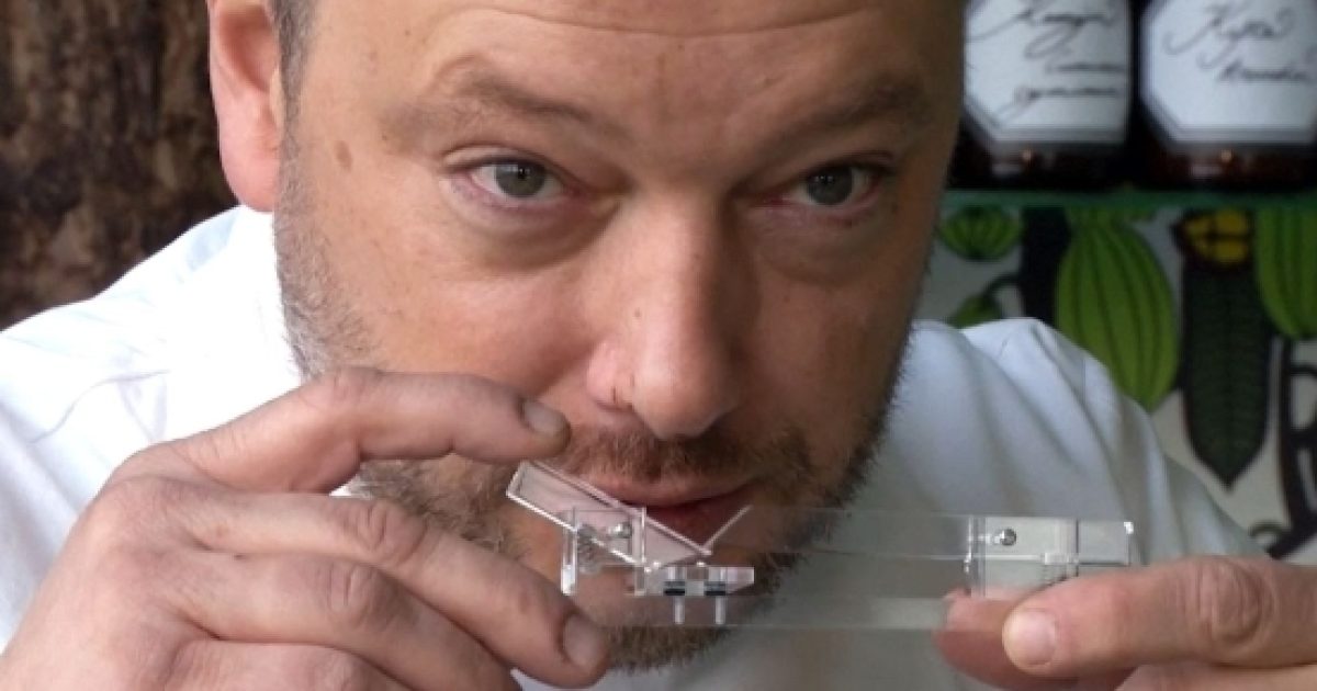 Snorting chocolate is apparently a thing, made possible by Coco Loko