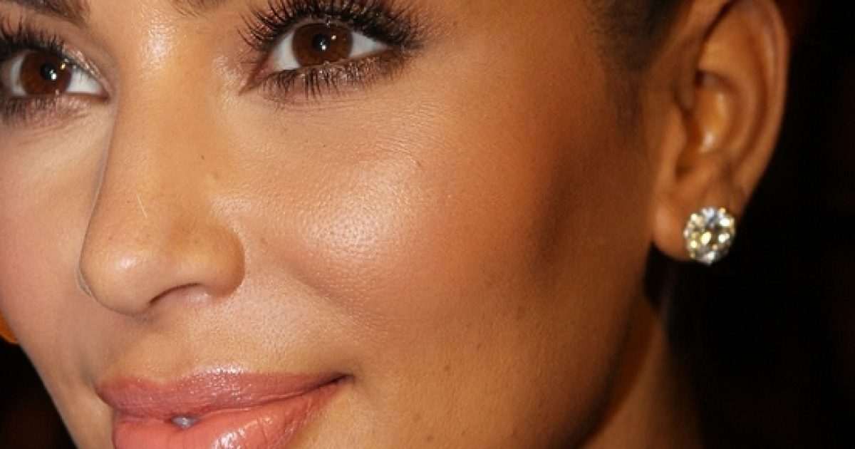 Kim Kardashian responds to mom shamers