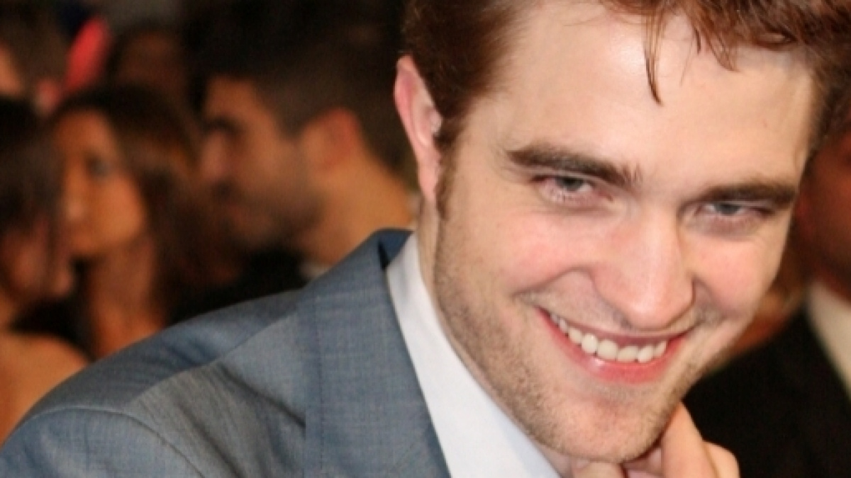 More Twilight coming: Robert Pattinson open to returning as vampire ...