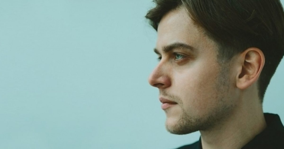 Conoce a George Cosby, la gran promesa londinense