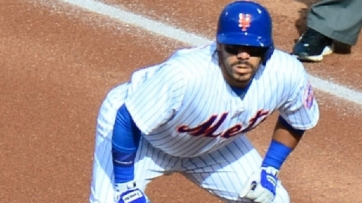 Cubs claim Rene Rivera from Mets