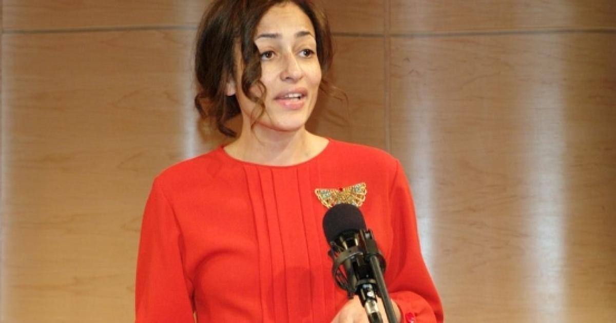 Zadie Smith talks beauty and she sounds like the kind of mother you need