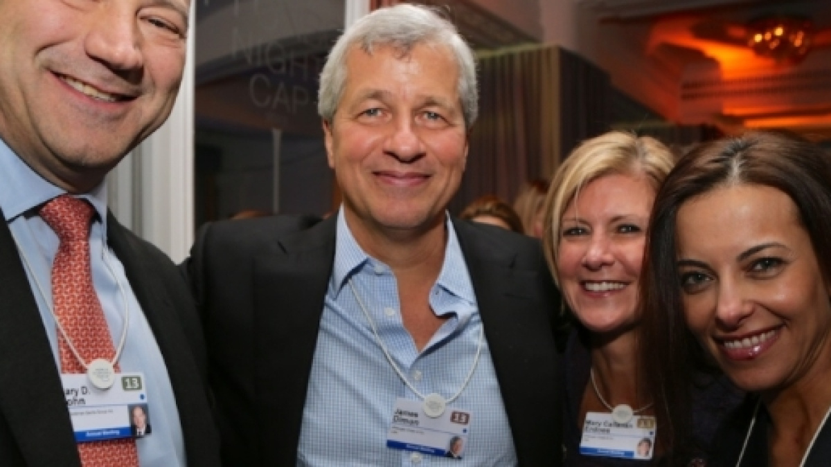 Gary Cohn: White House economic adviser plans to resign from office