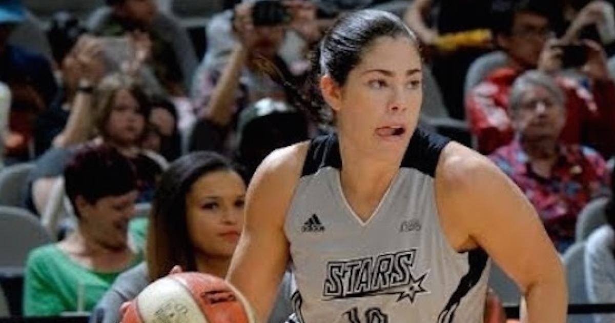 Kelsey Plum scores new career-high, Stars win third-straight game