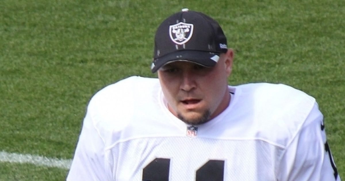 Career over? Raiders place long-time kicker Sebastian Janikowski on IR