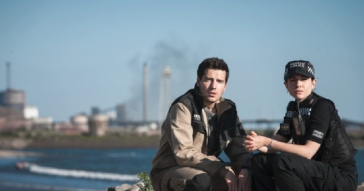 Why S4C's latest Welsh-English bilingual drama is going off with a 'Bang'