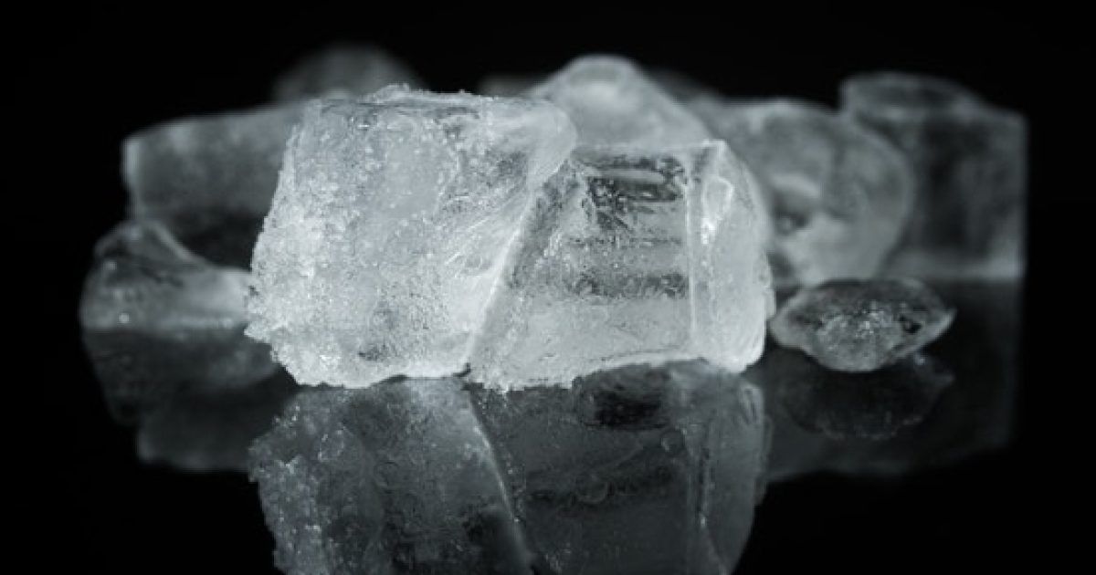 Quemarse con hielo y sal: otro reto viral que acaba en hospital