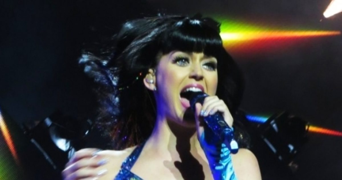 See Katy Perry’s elaborate costumes in ‘Witness’ concert tour