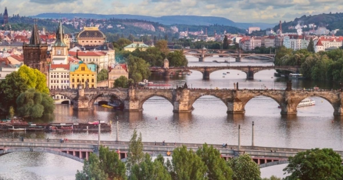 4 reasons why you should visit Prague