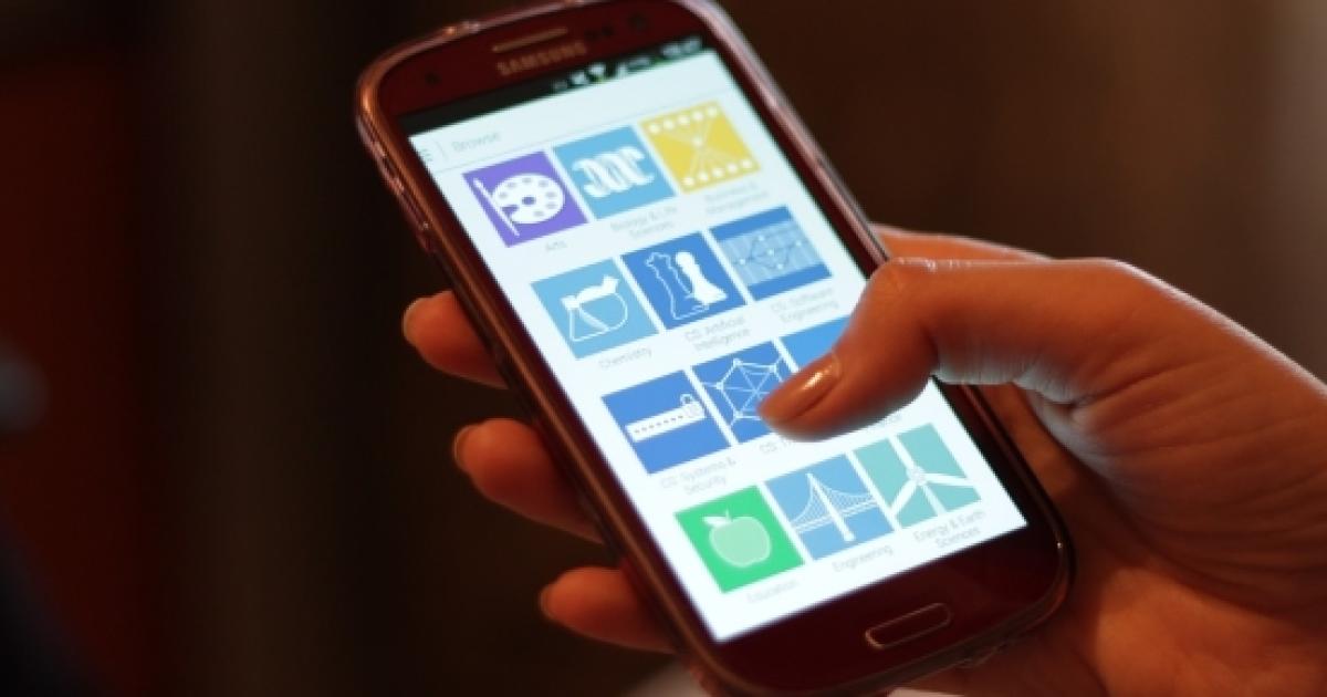 How smartphones help depressed people