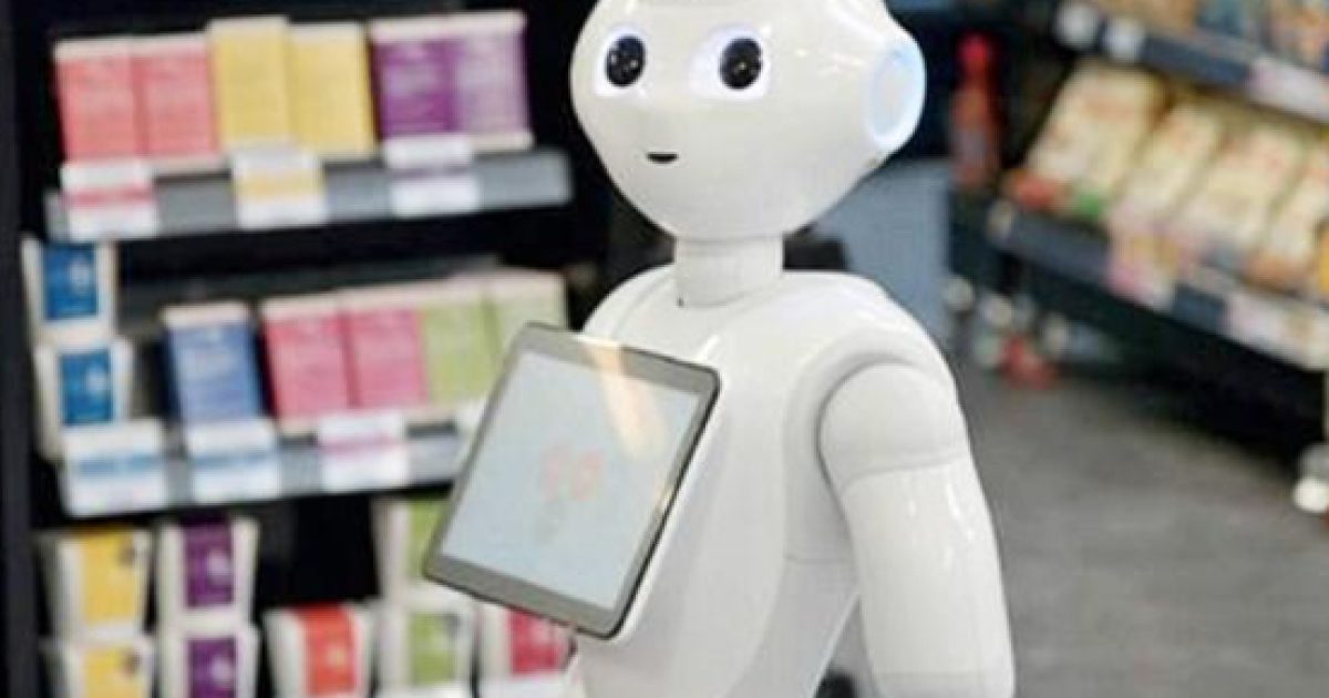 Fabio, robot commesso licenziato in tronco dopo una settimana