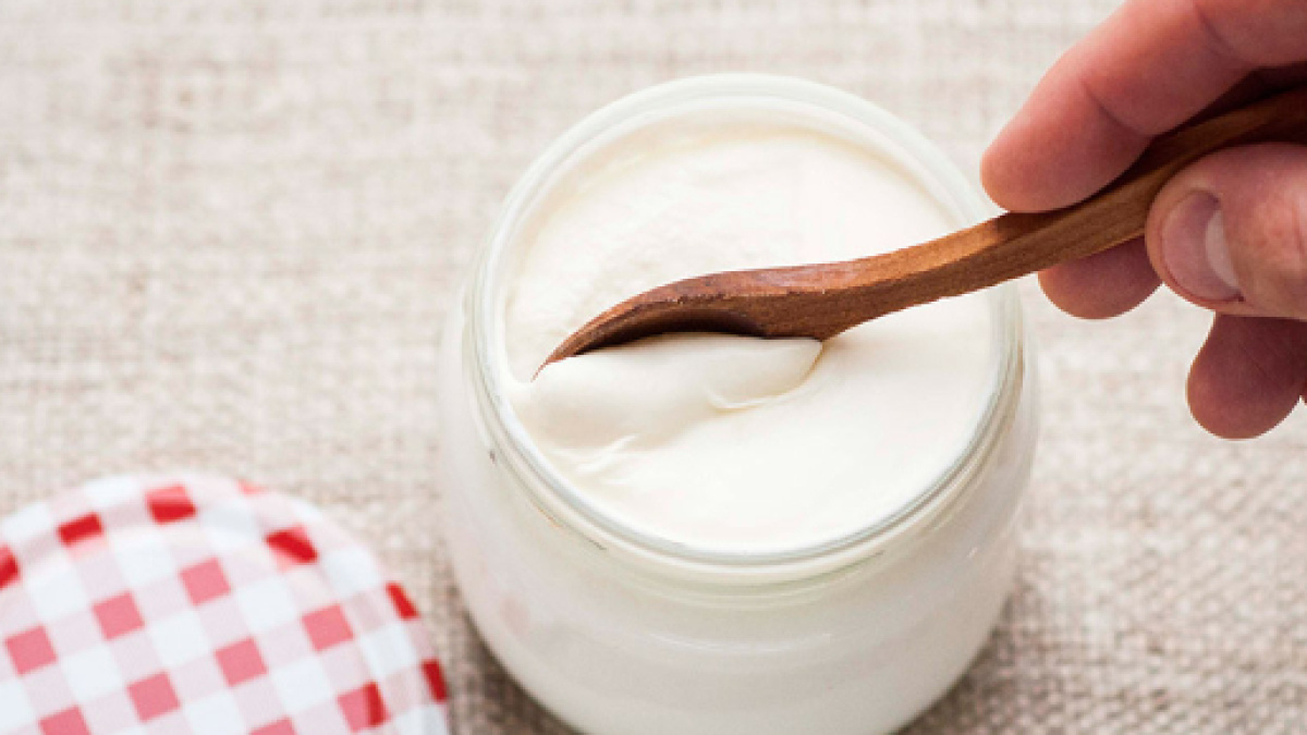 Yogurt con presenza di materiale tossico ritirato