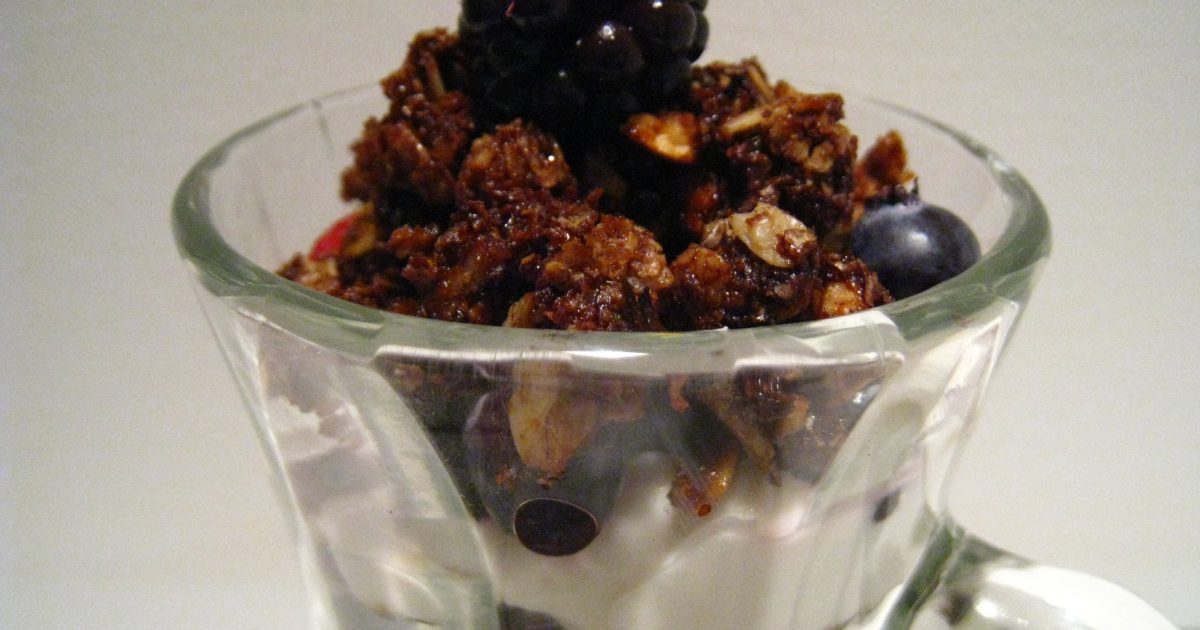 Simple American vegan parfait recipe