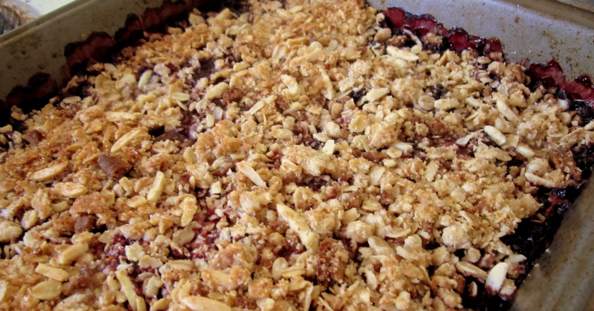 Simple blackberry crumble recipe