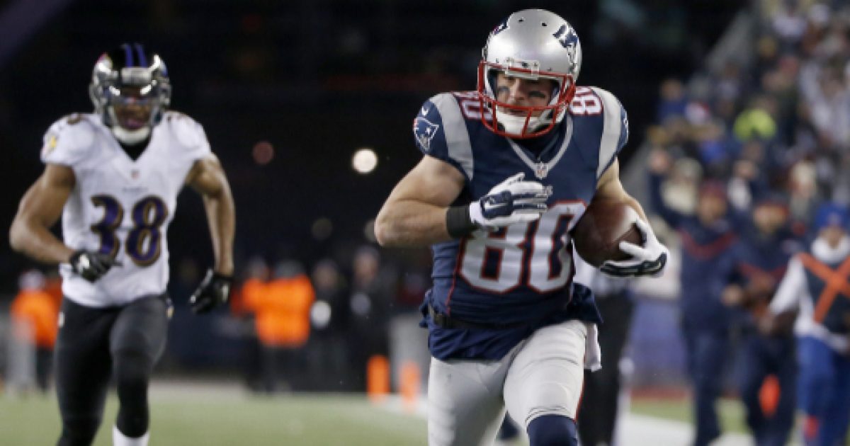 Danny Amendola parody song 'Amen-Dola' has Patriots fans buzzing