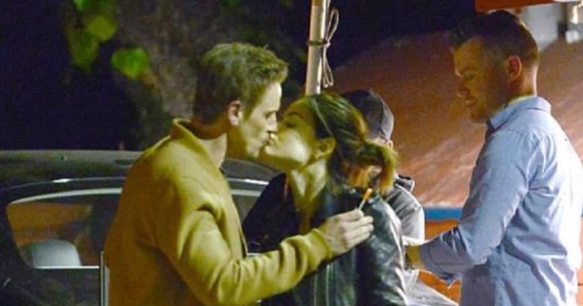 Lucy Hale is dating Riley Smith