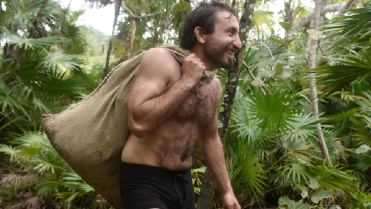 Isola dei Famosi 2018: Simone Barbato in missione segreta. Cosa ha ...