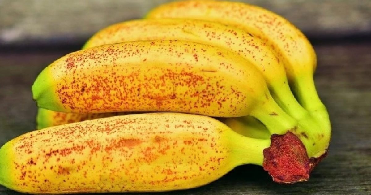 Arriva dal Giappone la prima banana con la buccia commestibile Arriva dal Giappone la prima banana con la buccia commestibile