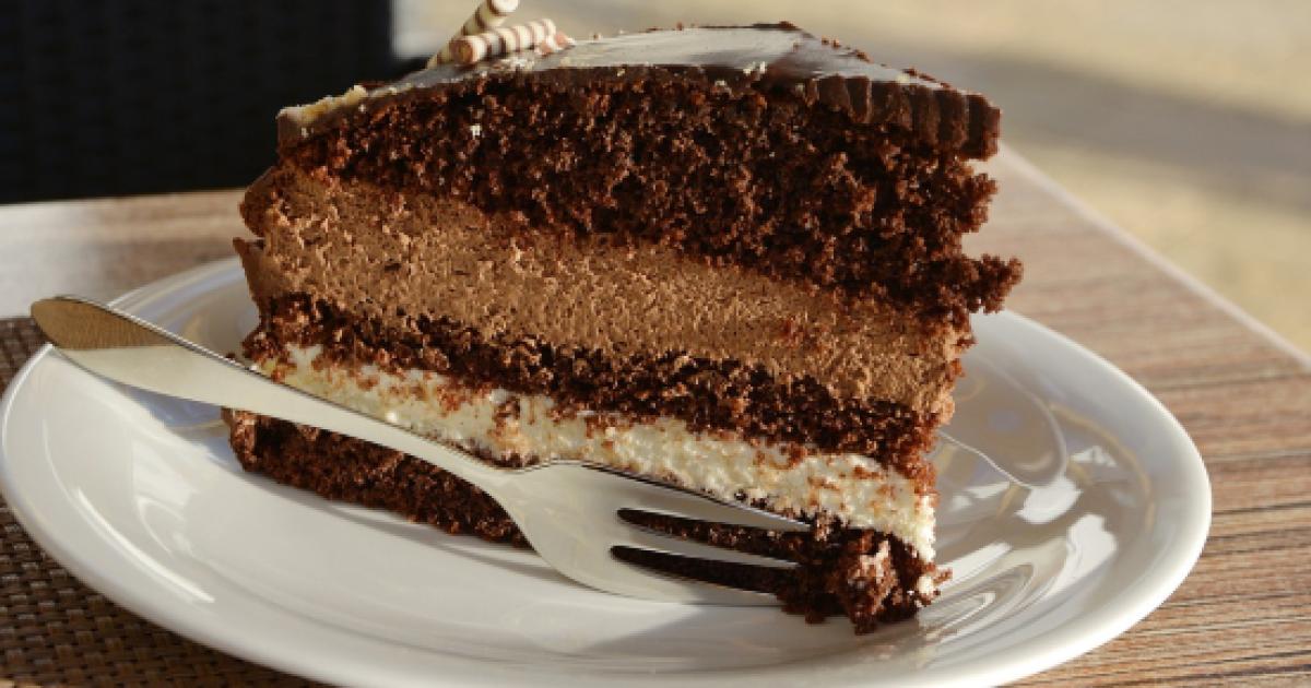 Espresso cream and chocolate genoise cake recipe