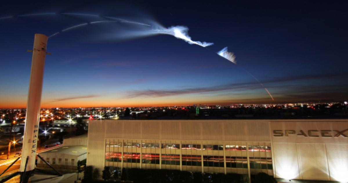 SpaceX fires the world's most powerful rocket