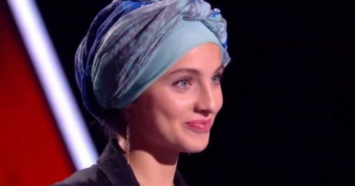 'The Voice 7' : Mennel Ibtissem regrette ses propos sur les attentats