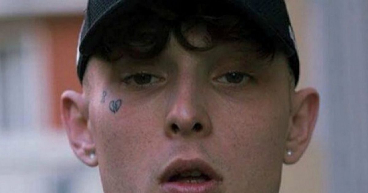 Side DPG posta per sbaglio una foto di nudo su Instagram, diventa virale