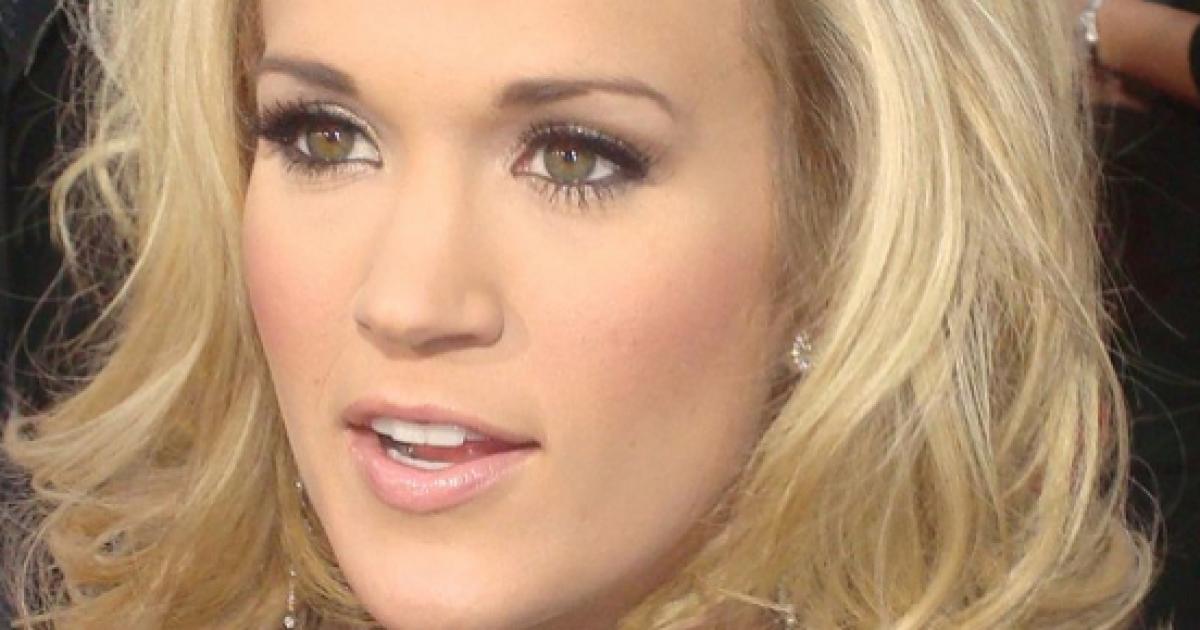 Carrie Underwood reveals details about horrific fall and face damage Carrie Underwood reveals details about horrific fall and face damage