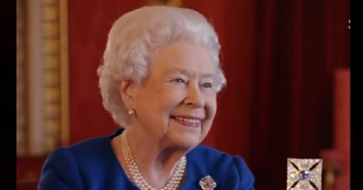 Queen Elizabeth wakes up to a bittersweet birthday
